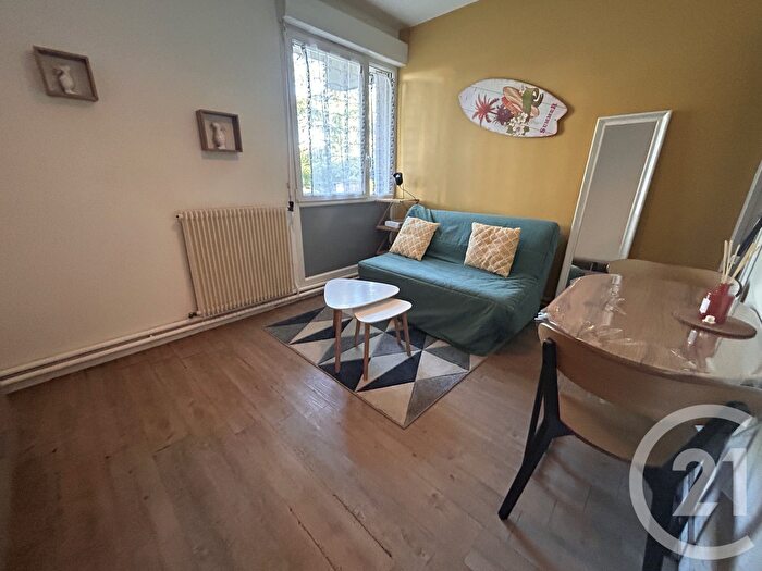 Appartement 1 pièce à louer - Lisieux, Hauteville