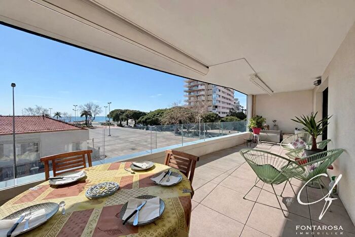 Appartement à vendre - Fréjus, Fréjus Plage - 3 pièces - 2 chambres