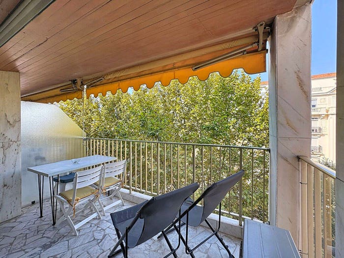 Appartement 1 pièce à Centre Ville, Antibes, à louer
