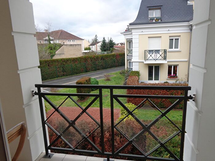 Appartement 2 pièces à Avon, Centre-ville, Village, à louer