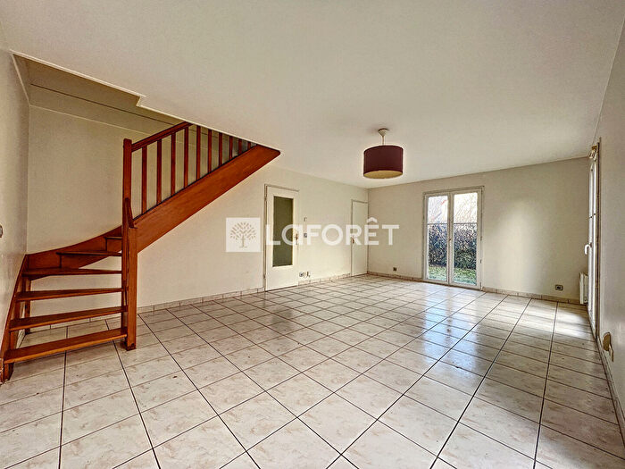 Maison à vendre - Lieusaint - 4 pièces - 3 chambres