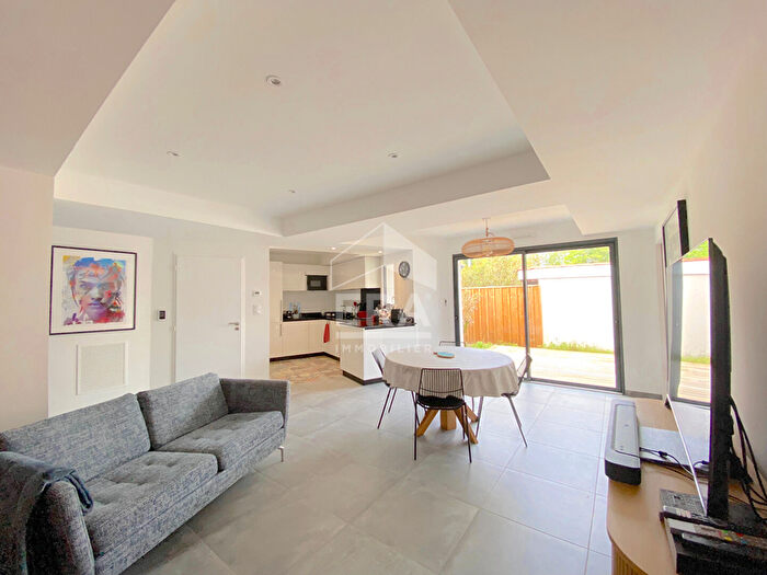 Maison 4 pièces à Gujan-Mestras, Centre-ville, à vendre