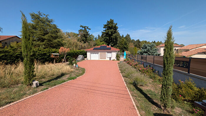 Maison 4 pièces à vendre à Bully