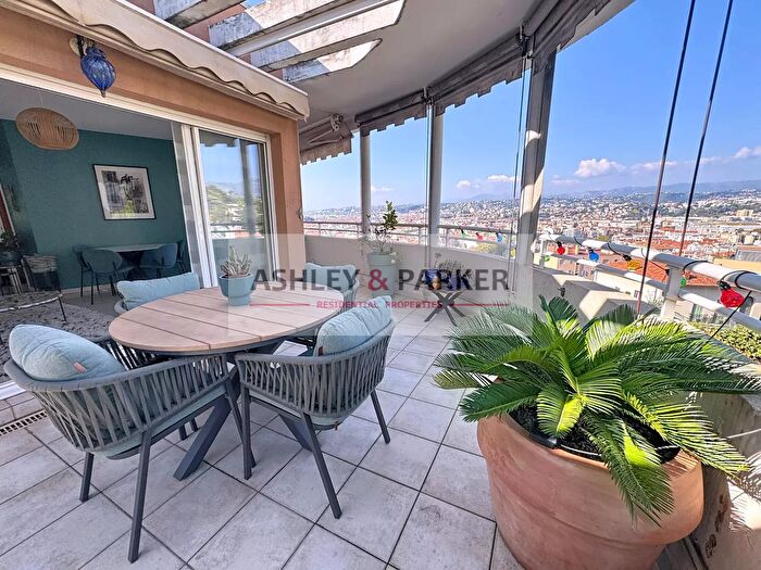 Appartement 3 pièces à Nice, Mont-Boron, à vendre