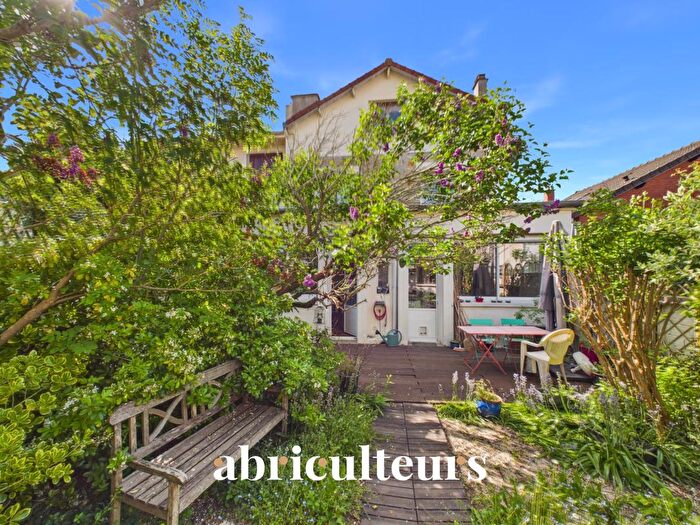 Clamart, Jardin Parisien : Maison 6 pièces à vendre