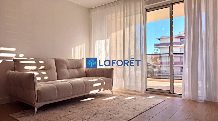 Appartement 2 pièces à Cagnes-sur-Mer, Le Cros de Cagnes, Les Vespins, à louer