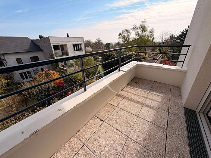 Appartement à louer - Houssières, Châtenay-Malabry - 2 pièces - 1 chambre