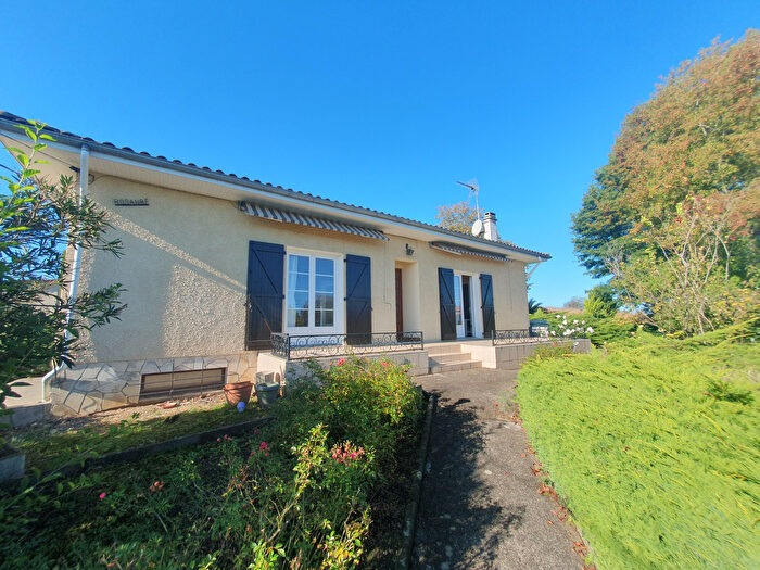 Maison à vendre - Hagetmau - 4 pièces - 3 chambres