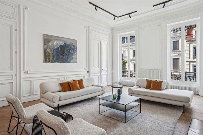 Appartement 7 pièces à louer à Tête dOr, Lyon 6ème arrondissement