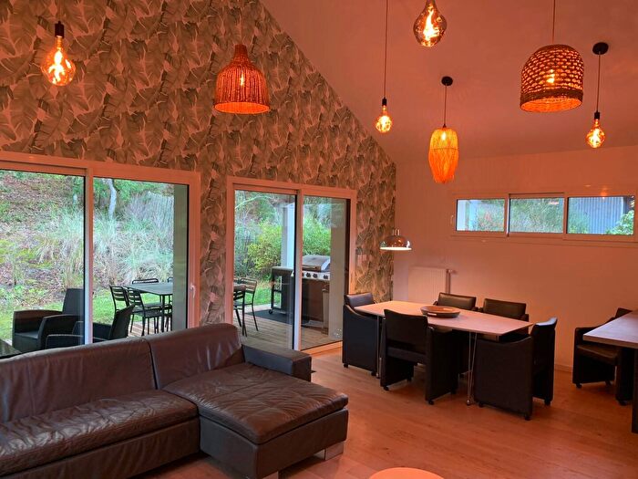 Maison à louer - Arcachon - 7 pièces - 6 chambres