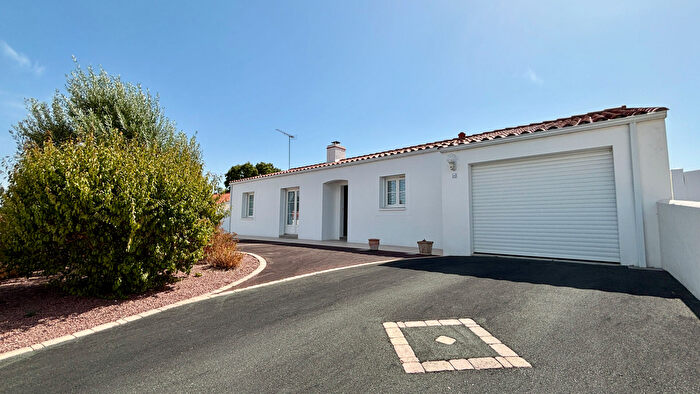 Maison 5 pièces à vendre à Saint-Révérend