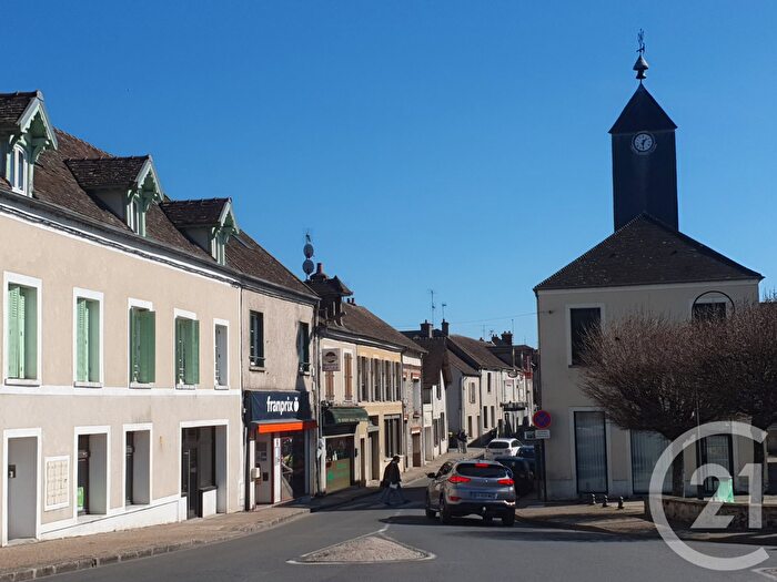 Maisons à vendre et appartements à louer - 3