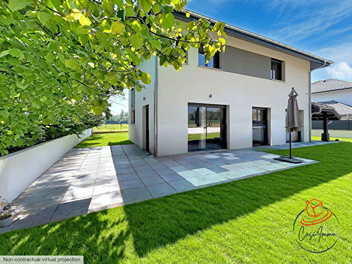 Maison 6 pièces à Saint-Genis-Pouilly, à vendre