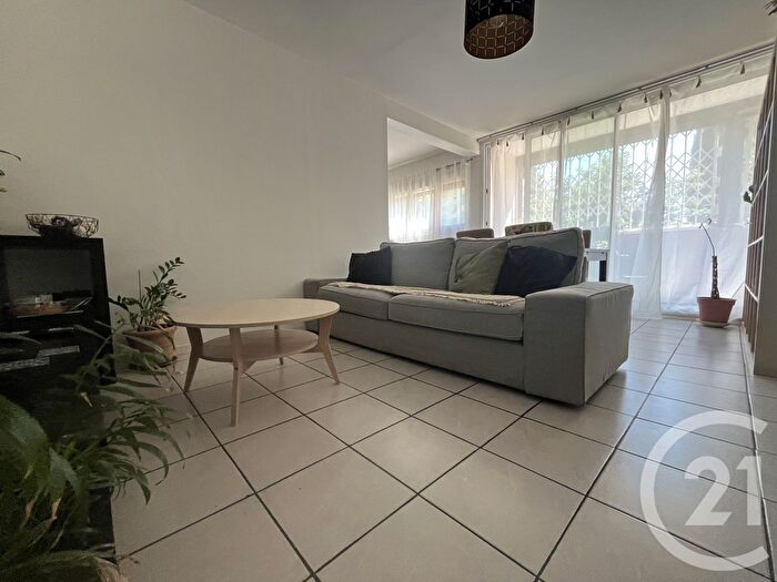 Marseille 15ème, Saint-Antoine : Appartement 5 pièces à vendre