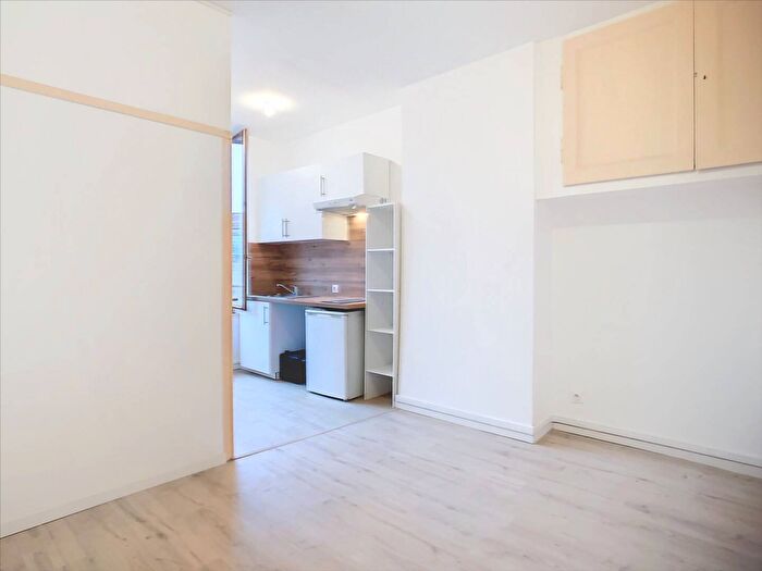 Appartement à louer - Guillotière, Lyon ème arrondissement - 1 pièce