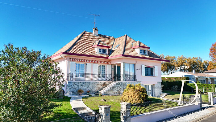 Maison à vendre - Pontonx-sur-lAdour - 7 pièces - 4 chambres