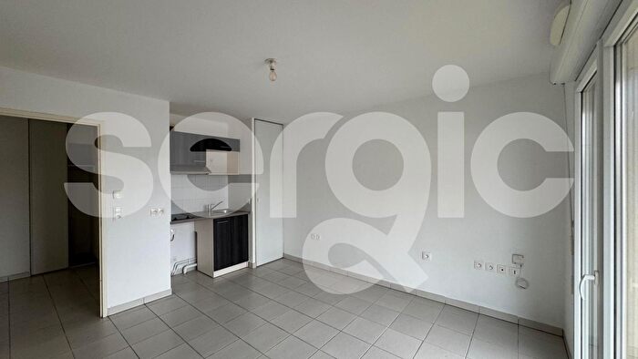 Hénin-Beaumont, Est - Appartement 1 pièce à louer