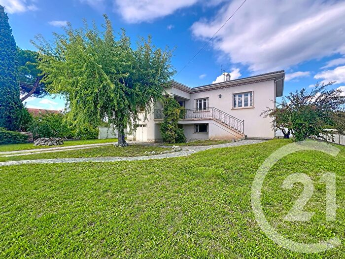 Maison à vendre - Villeneuve-sur-Lot, Eysses - 7 pièces - 5 chambres