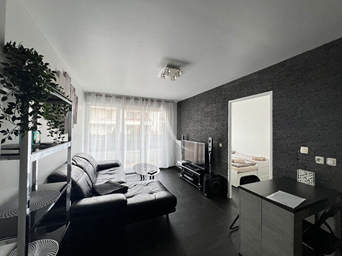 Appartement à louer - Drancy, La Mare - 3 pièces - 2 chambres