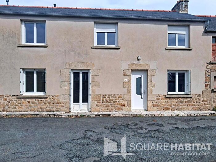 Maison 4 pièces à louer à Landéhen