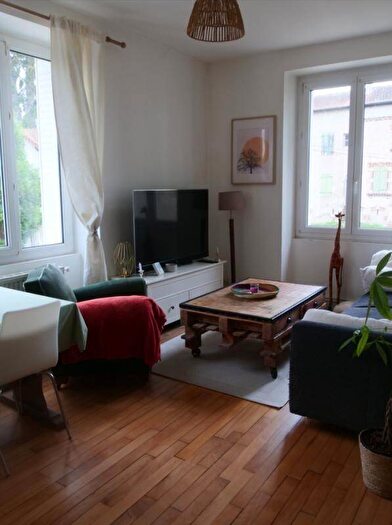Appartement 3 pièces à louer - Cortelin-Le Bourg-Taisey, Saint-Rémy