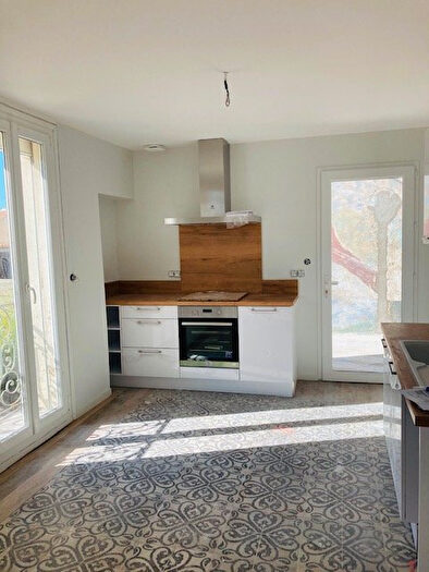 Appartement à louer - Boujan-sur-Libron - 4 pièces - 3 chambres