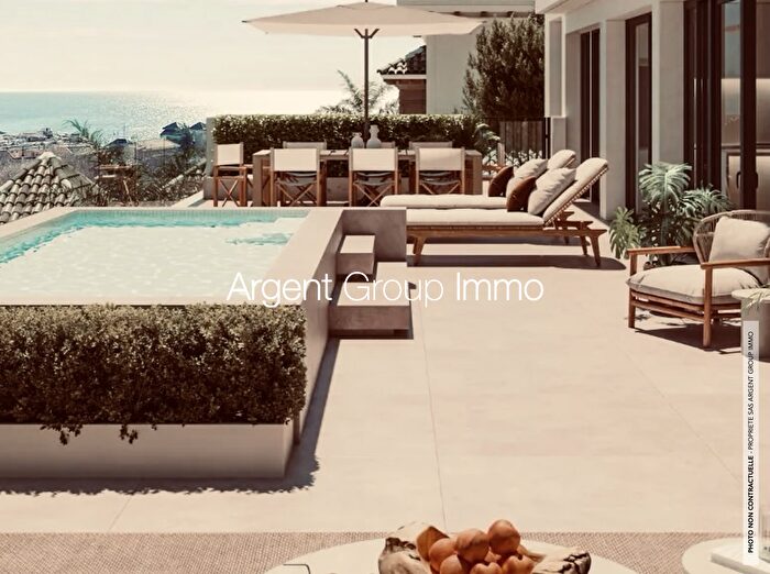 Appartement à vendre - Le Lavandou, Rousset, Four des Maures, Saint-Clair - 5 pièces - 4 chambres