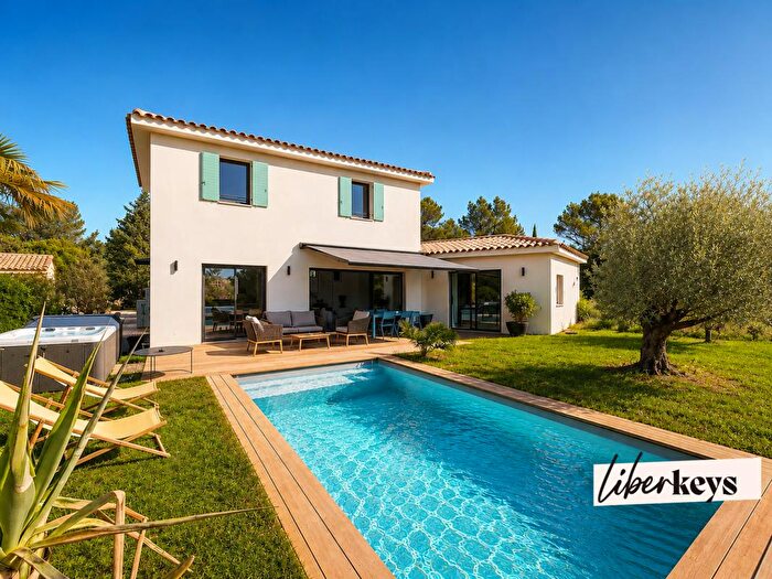 Maison 4 pièces à vendre à Lambesc