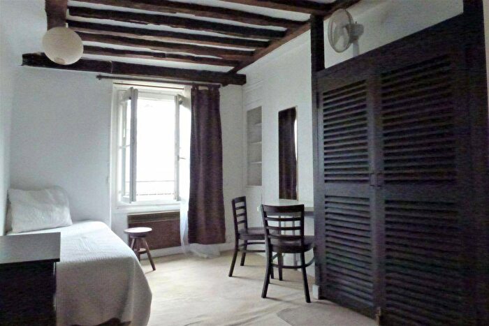 Appartement à louer - Paris ème arrondissement - 1 pièce