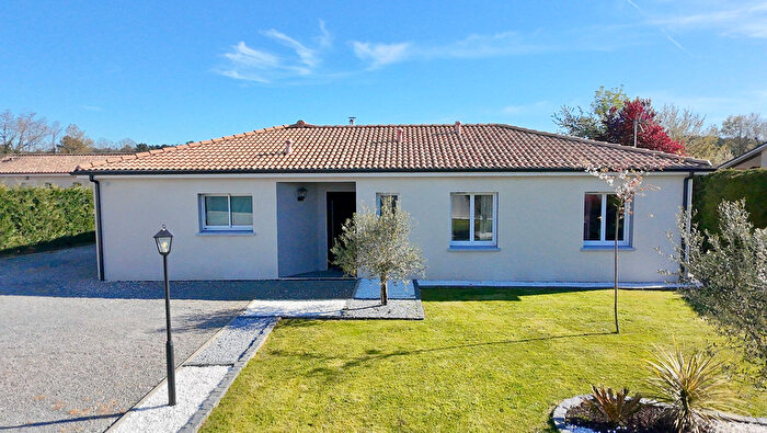 Maison à vendre - Saint-Seurin-sur-lIsle - 6 pièces - 4 chambres