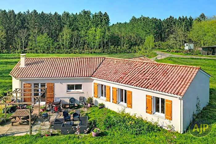 Maison à vendre - Arsac - 7 pièces - 4 chambres