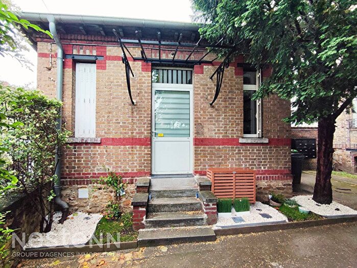 Appartement à louer - Les Callais, Eaubonne - 1 pièce