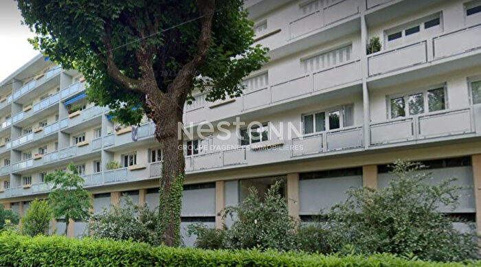 Appartement à louer - Écully, Centre-ville - 5 pièces - 4 chambres