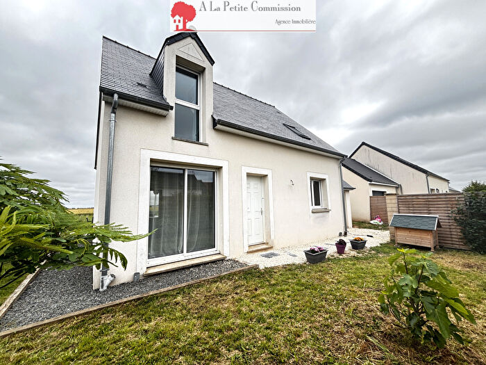 Maison 6 pièces à Sours, à vendre