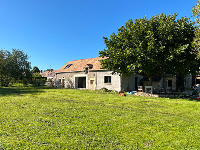 Maison 8 pièces à vendre à Germigny-sur-Loire