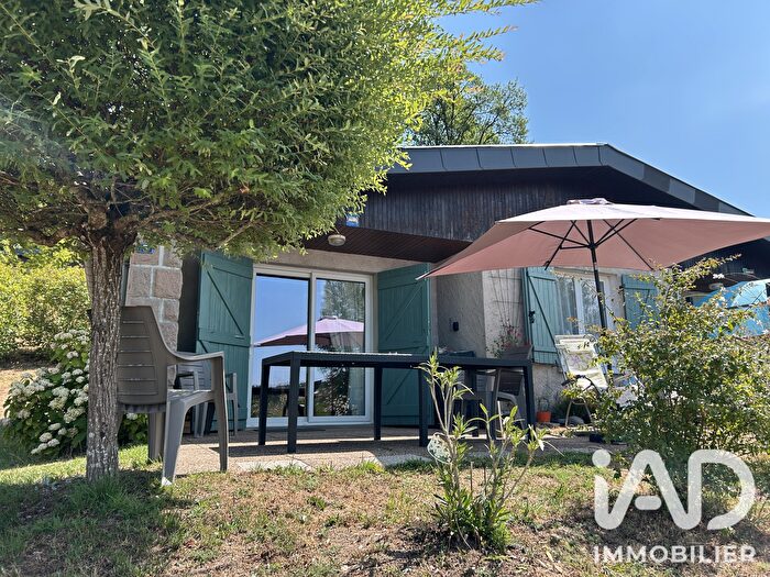 Maison 2 pièces à vendre à Treignac