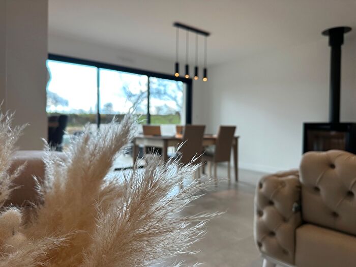 Maison à vendre - Meucon - 6 pièces - 4 chambres