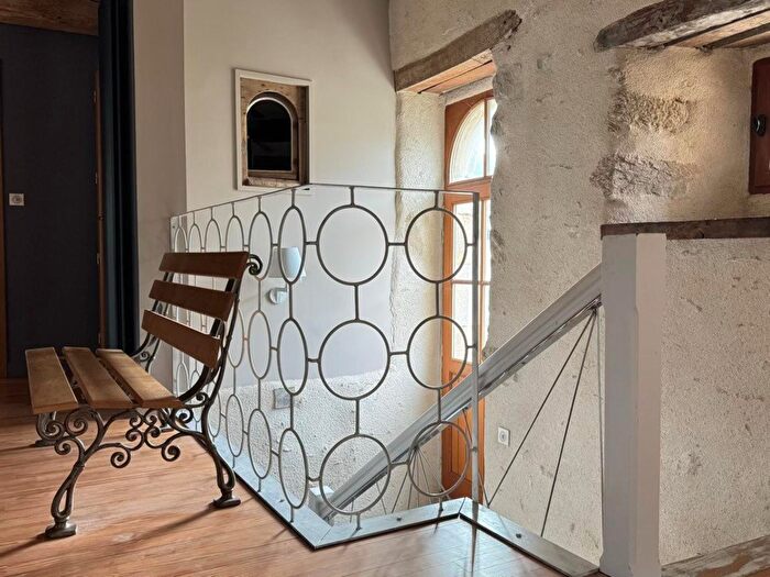 Maison à vendre - Ambon - 10 pièces - 6 chambres