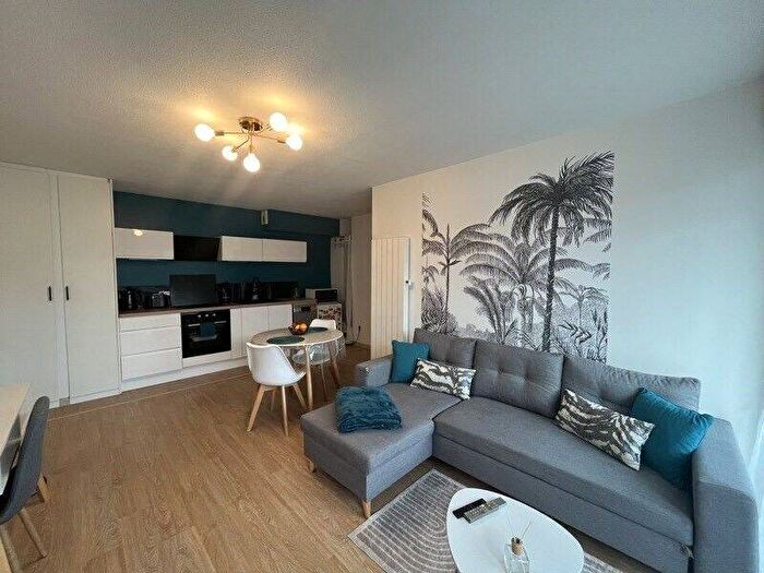 Appartement à louer - Cadaujac - 2 pièces - 1 chambre