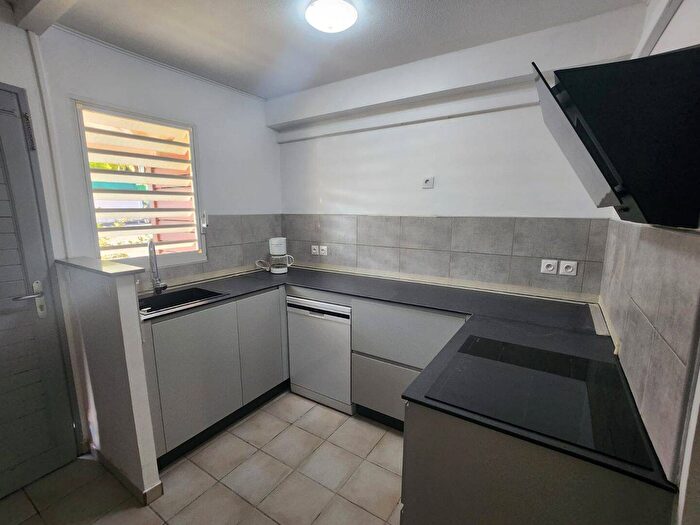 Appartement à louer - Baie-Mahault - 3 pièces - 2 chambres