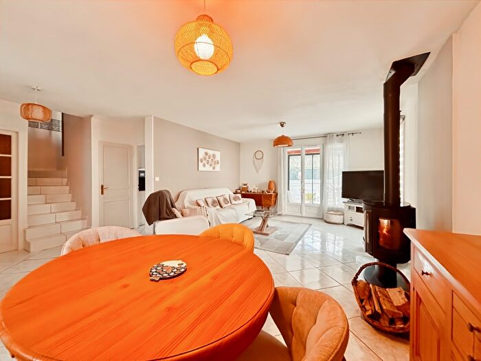 Maison à vendre - Juvignac - 7 pièces - 5 chambres