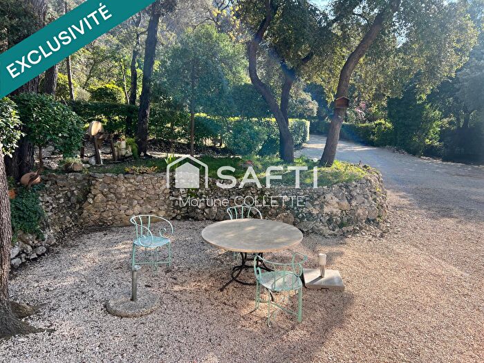 Maison à vendre - Gémenos - 12 pièces - 7 chambres