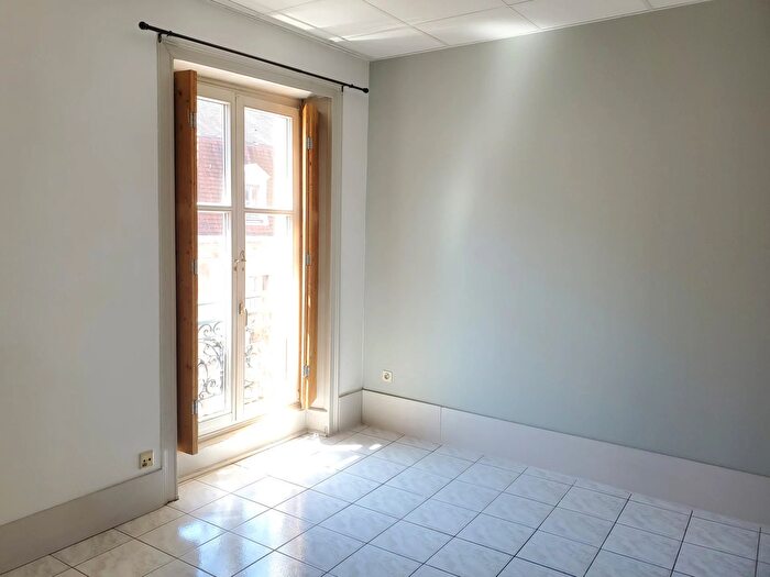Montbéliard, Centre-ville, Prairie, Batteries du Parc, Charmontet - Appartement 2 pièces à louer