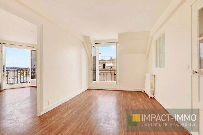 Courbevoie, Marceau République : Appartement 2 pièces à vendre