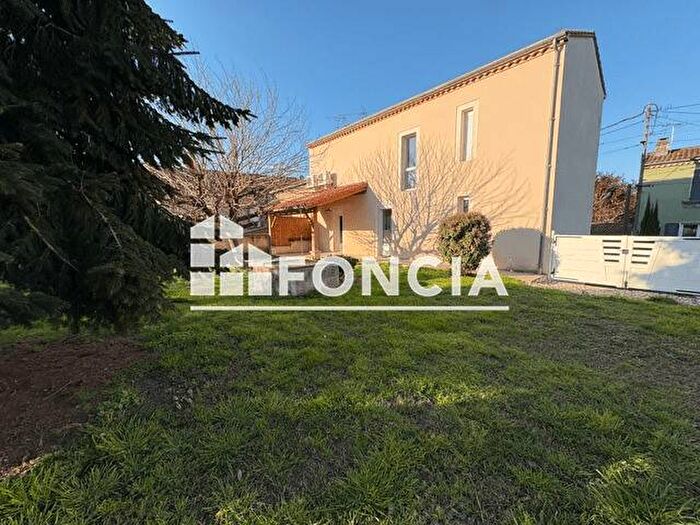 Maison à louer - Centre Ville, Saint-Juéry - 5 pièces - 4 chambres