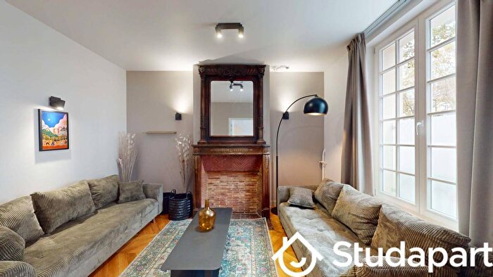 Appartement à louer - Moskowa-Porte Montmartre-Porte de Clignancourt, Paris ème arrondissement - 1 pièce - 1 chambre