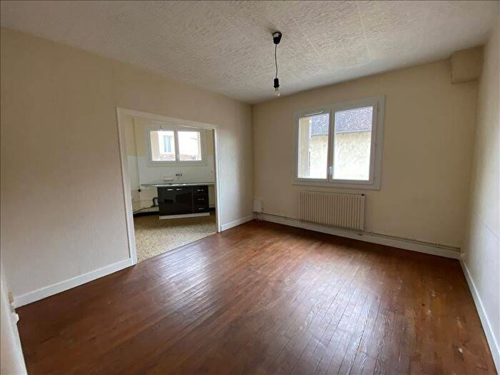 Appartement 2 pièces à Nord, Montpon-Ménestérol, à louer