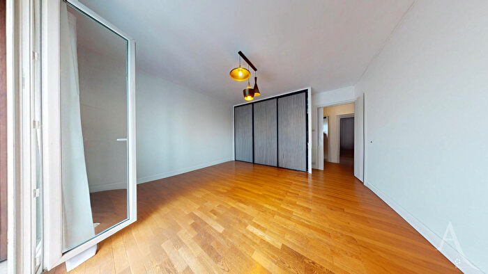 Appartement 4 pièces à Grenoble, Eaux-Claires, Mistral, à vendre