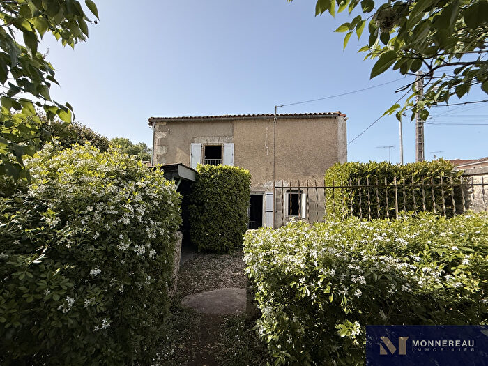 Gond-Pontouvre - Maison 3 pièces à vendre