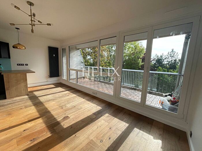 Vieux Pecq Cité, Le Pecq : Appartement 2 pièces à louer